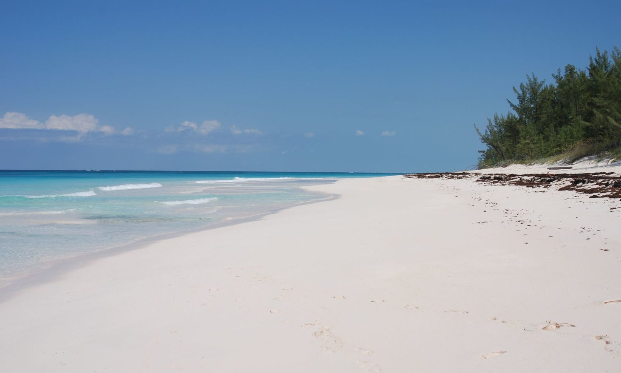 Tay Bay Beach | Official Eleuthera Harbour Island